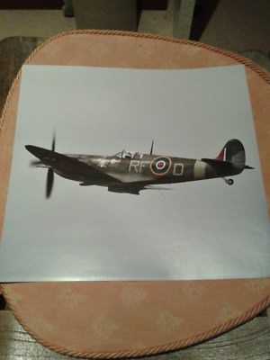 Spitfire Turning away Full colour Picture 30 x 28 cms Pristine ...