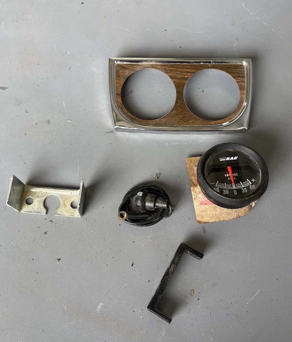 Vintage USA Stewart Warner Amp Gauge Alternator Woodgrain Faceplate ...