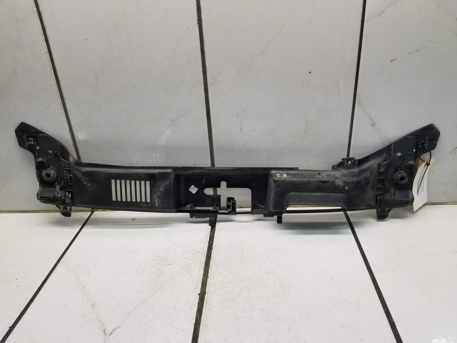 2008 VOLVO C30 RADIATOR COVER | eBay