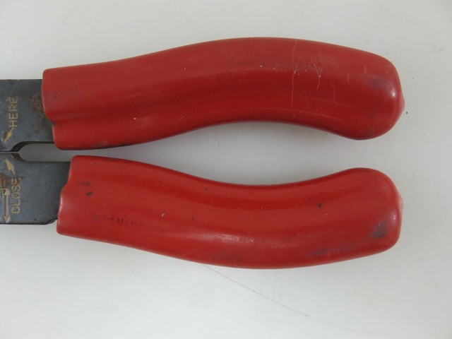 Blue Point Wire Terminal Crimper Cutter Stripper PWC13 623 for sale ...