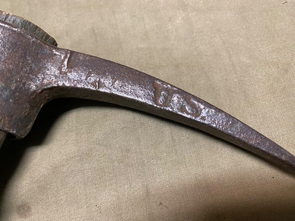 ORIGINAL WWI WWII US ARMY M1910 PICK AXE MATTOCK- "US" stamped | eBay