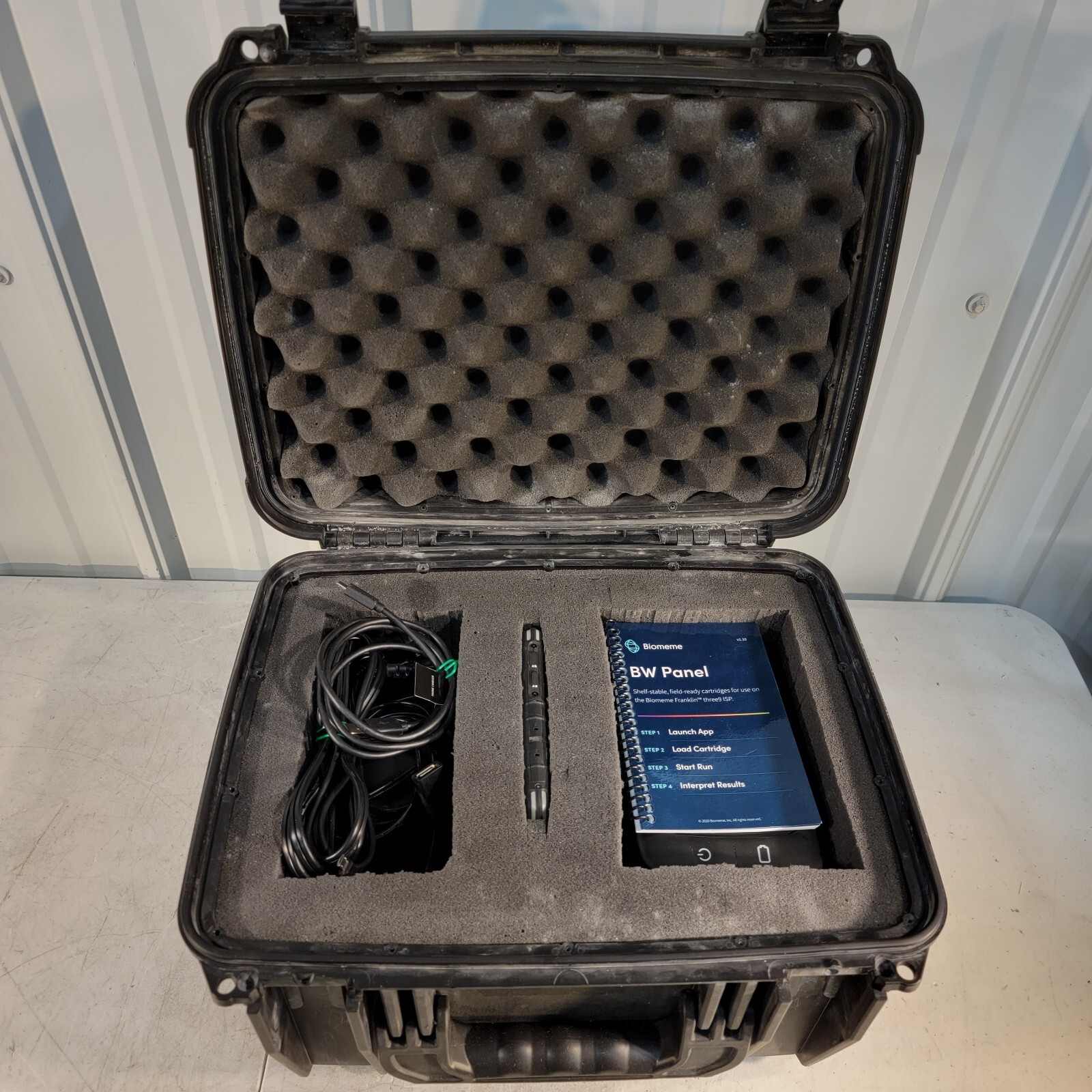 Biomeme Franklin Three9 ISP Rugged Mobile Real-Time PCR Thermocycler In ...