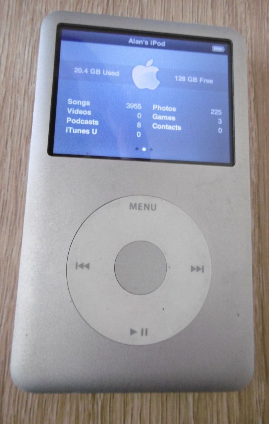 Apple iPod classic 6th Generation 160GB MP3 Player - nearly 4000 songs ...