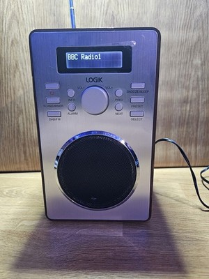 Logik LBDAB14 DAB/FM Digital Radio Alarm Clock - Retro Wood & Silver ...