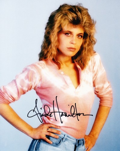 Linda Hamilton Signed 10X8 Photo The Terminator SEXY IMAGE AFTAL COA (N ...