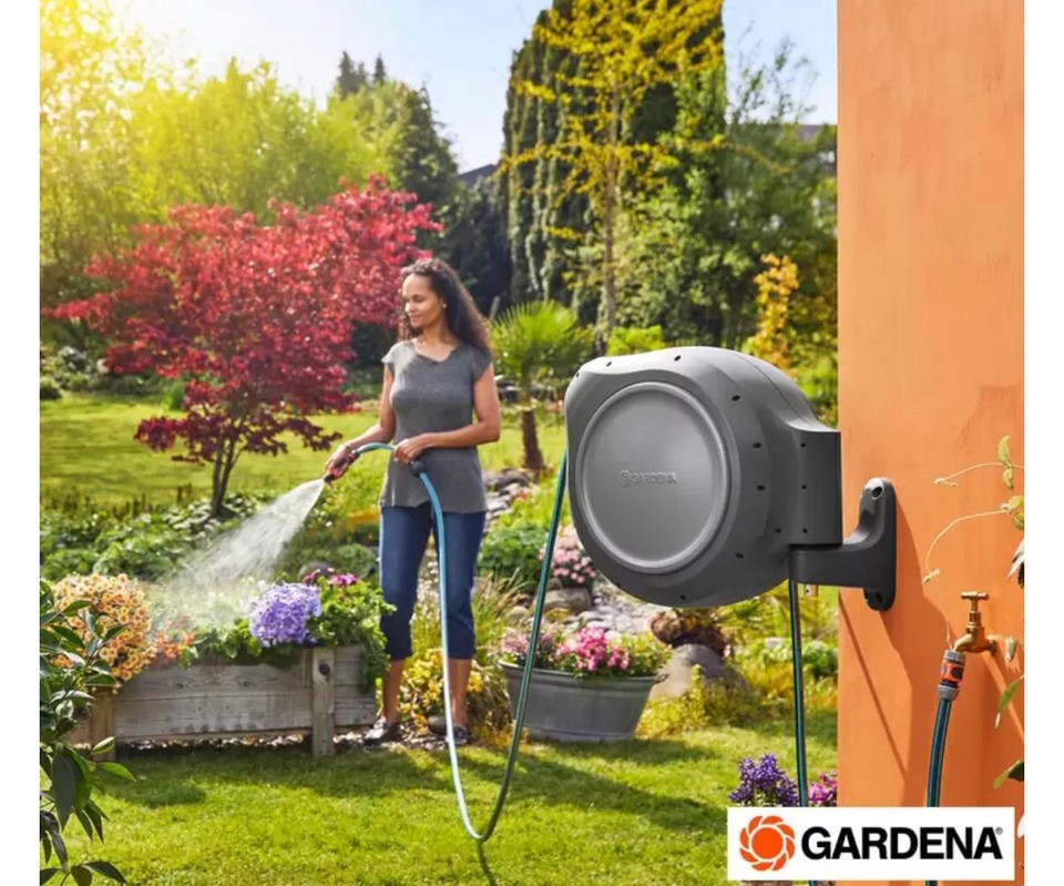 GARDENA 30m (98foot) Wall Mounted Roll Up Hose Box | eBay UK