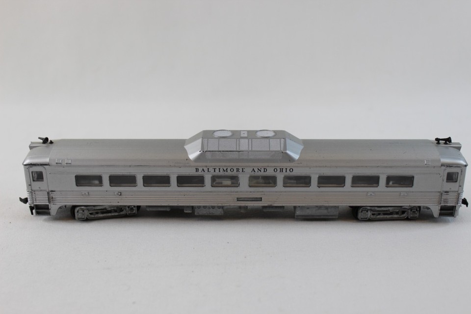 Athearn Baltimore & Ohio Powered & Dummy Mail & Passenger Budd Train ...