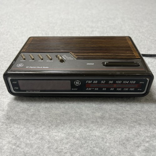 Vintage GE General Electric Digital Clock Radio 7-4612B AM FM Alarm ...