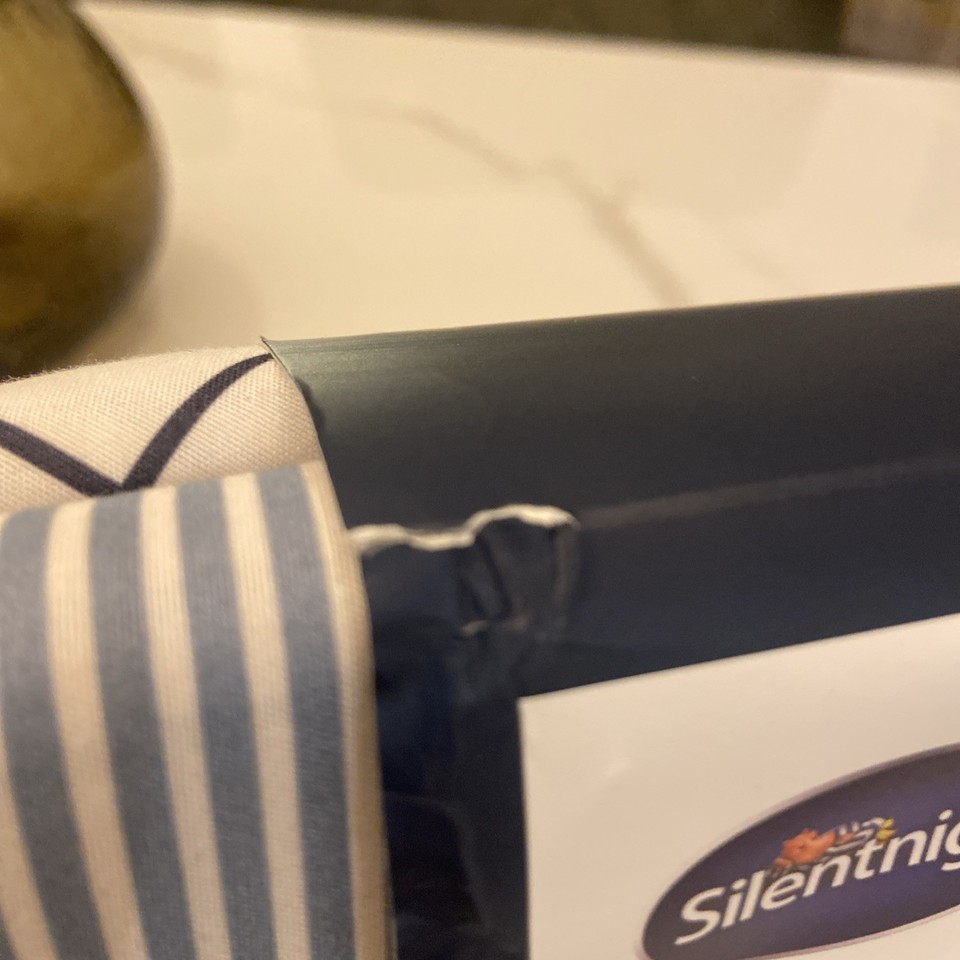 Silentnight Supersoft easycare Duvet Set Double. Check design. New | eBay