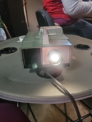Realist 400 Slide Projector, Model 3111, 150 Watts | eBay