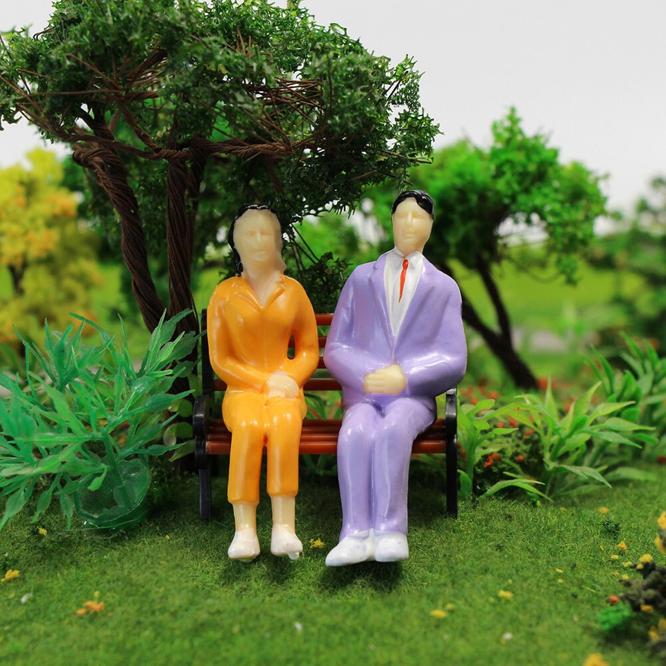 50pcs Model Train G scale Sitting Figures 1:25 Painted Seated People 4 ...