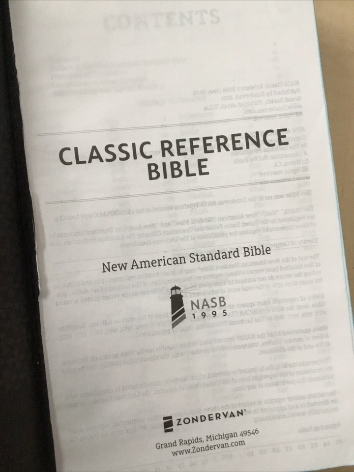 NASB Classic Reference Bible, Red Letter, 1995 Text, Comfort Print ...
