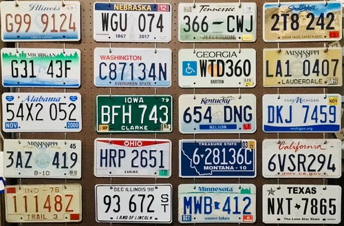 Large lot colorful of 20 old license plates - bulk - many states - low ...