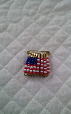 lapel pin, safety pin, American flag Americana Pre owned | eBay