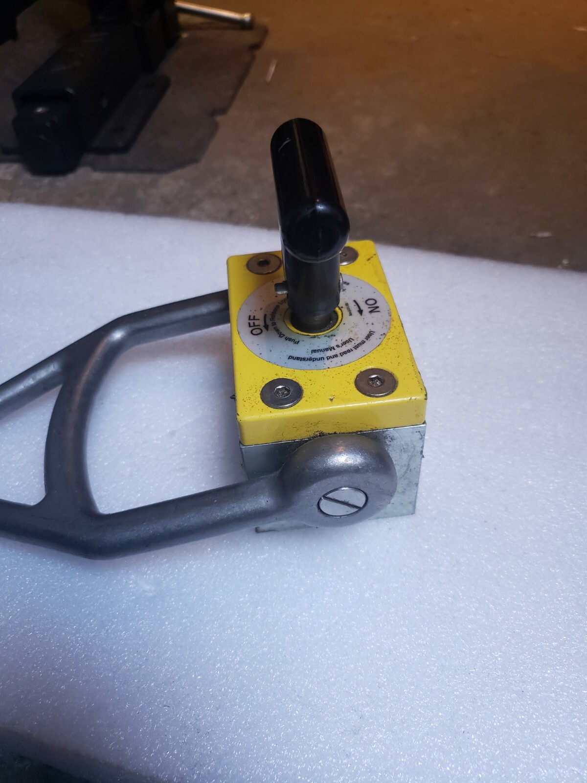 Magswitch Mlay1000 Lifting Magnet, 1000 Lb Max Load Cap - 1 per EA ...