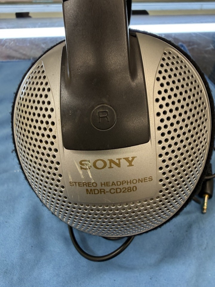Sony MDR-CD280 Silver Stereo Headphones Wired Connectivity | eBay