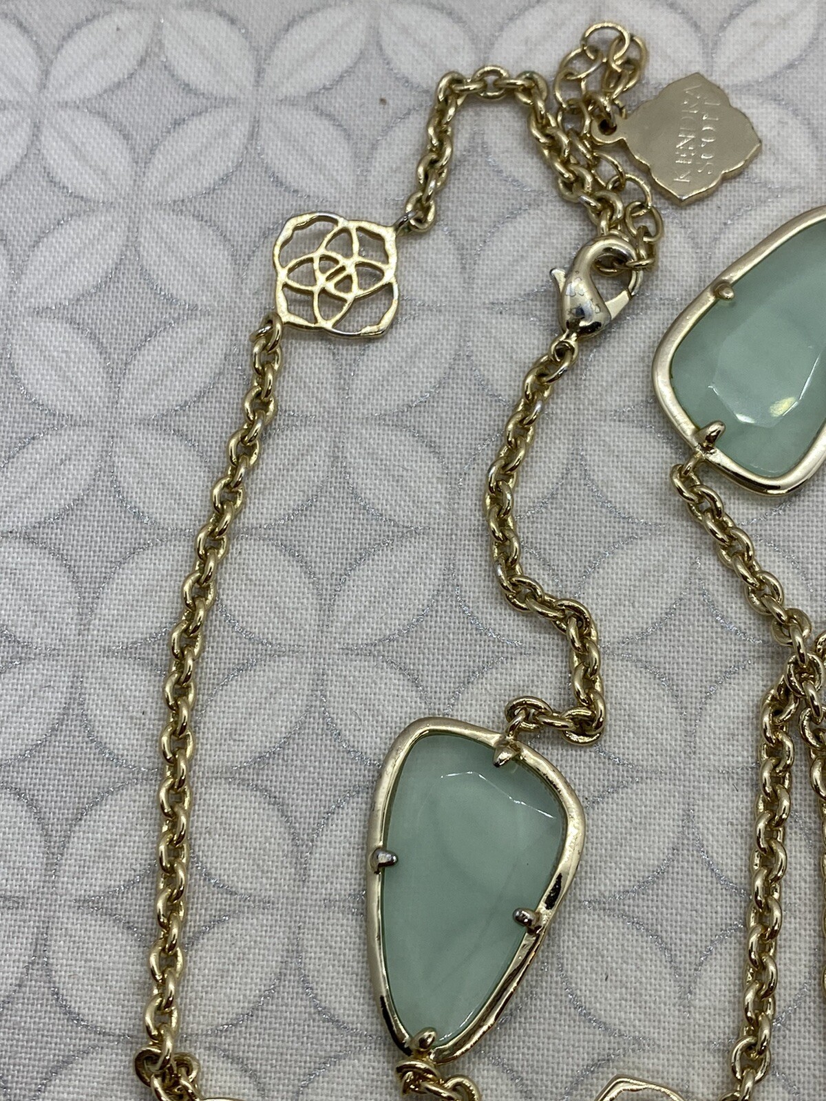 KENDRA SCOTT KINLEY LONG LOGO station Necklace Chalcedony light green ...