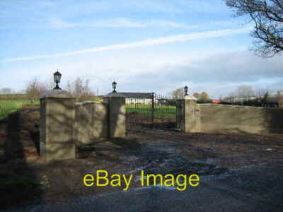 Photo 6x4 New Gates Crumlin/J1475 It appears that these gates will be ...