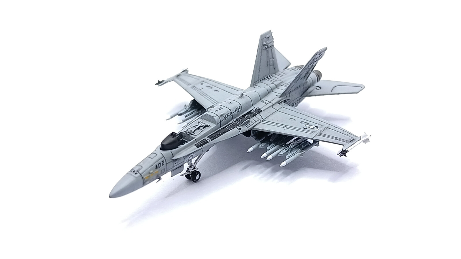 YZM Model YZ-050B 1/350 BOEING F/A-I8C HORNET STRIKE FIGHTER(3 set ...