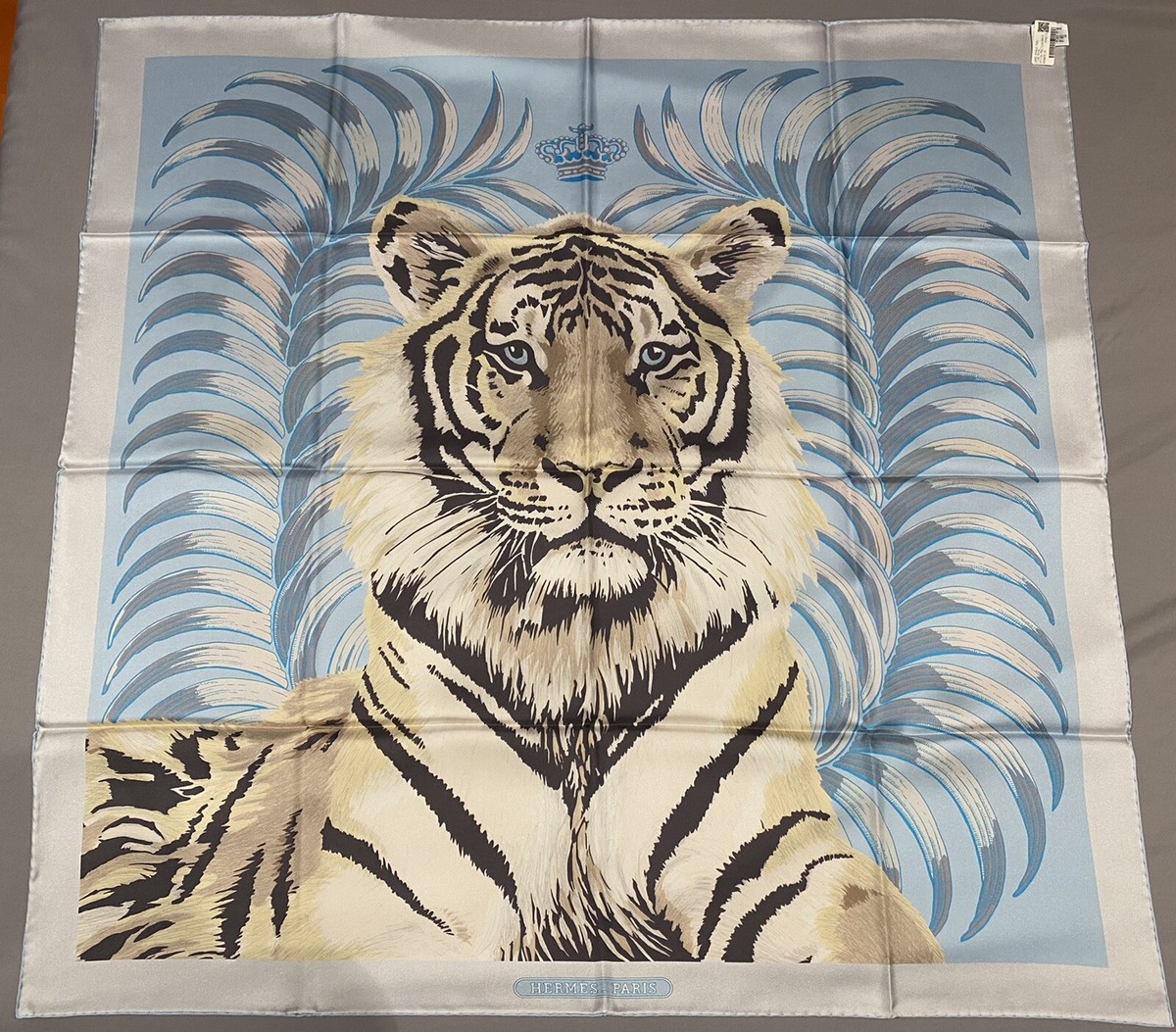 BNIB Hermes Tigre Royal Tiger Double Face OP/CIEL BNIB Hermes Tigre Royal Tiger Double Face OP/CIEL
