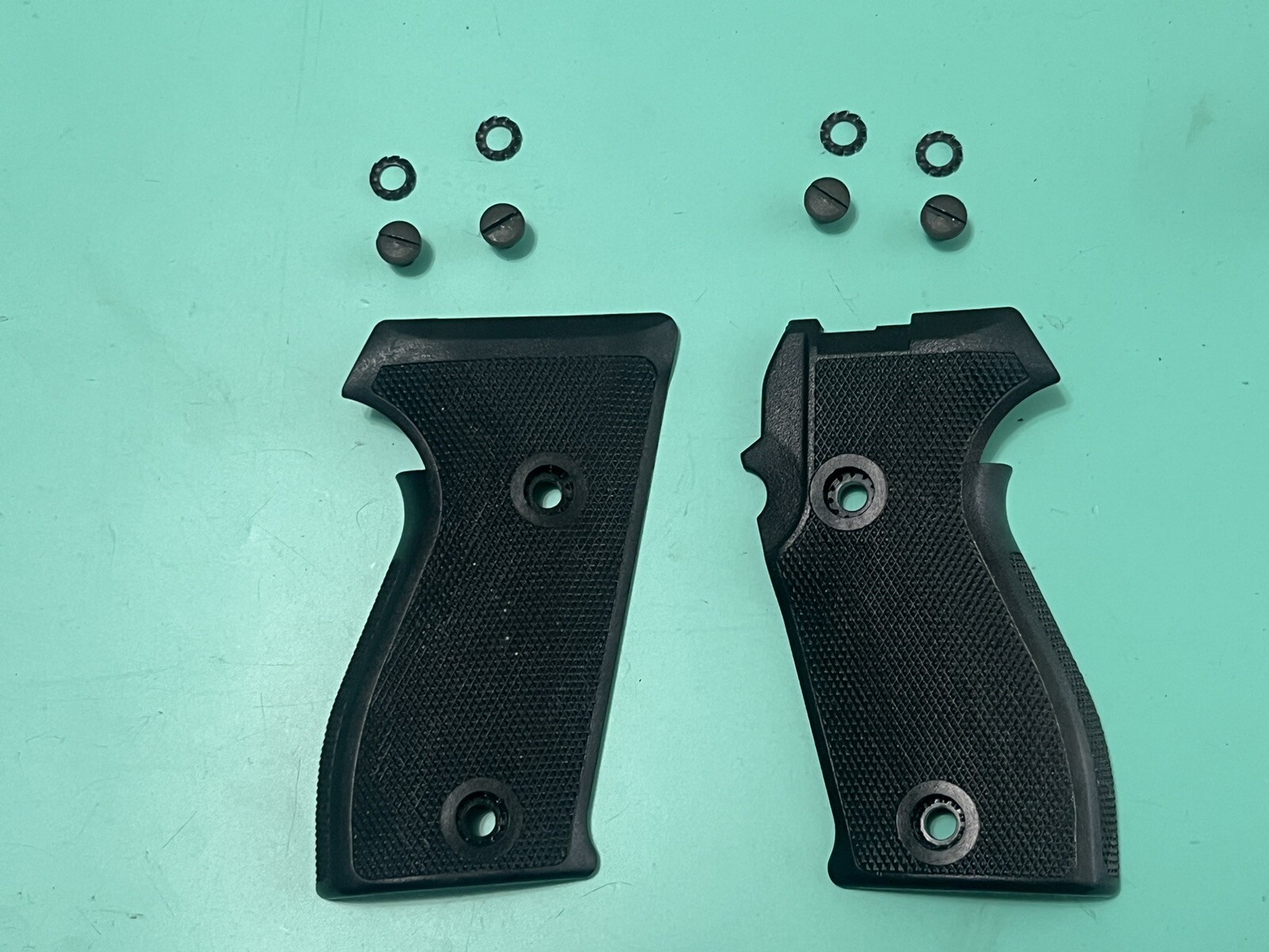 USED FACTORY SIG SAUER P225 BLACK PLASTIC GRIPS P6 WITH SCREWS 9MM 2009 ...