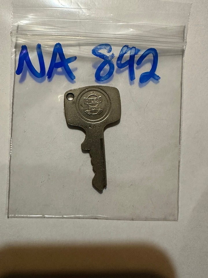 Genuine Vintage Honda Factory pre cut motorcycle key NOS! Key code ...