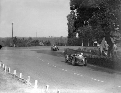Alex von der Becke Kenneth Peacock Riley 9 1934 Motor Racing Old Photo ...