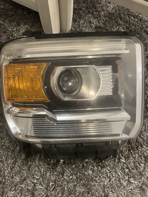 2014-2015 GMC Sierra 1500 Right Passenger Side Headlight Halogen OEM ...