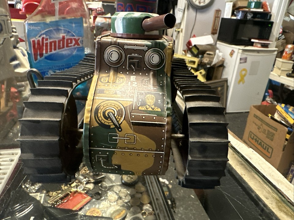 Vintage Marx Tin Wind Up E12 Sparking Army Tank Single Barrel 9 3/4 ...