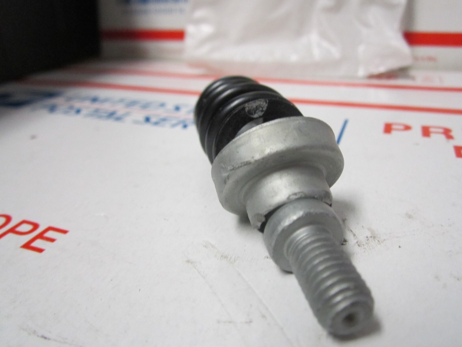 Mack 22859766 Flange Screw OEM MACK PART C2 for sale online | eBay