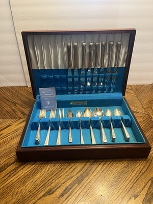Vintage 1950s Community Silverplate 54pc Silverware Set In Wooden Box ...