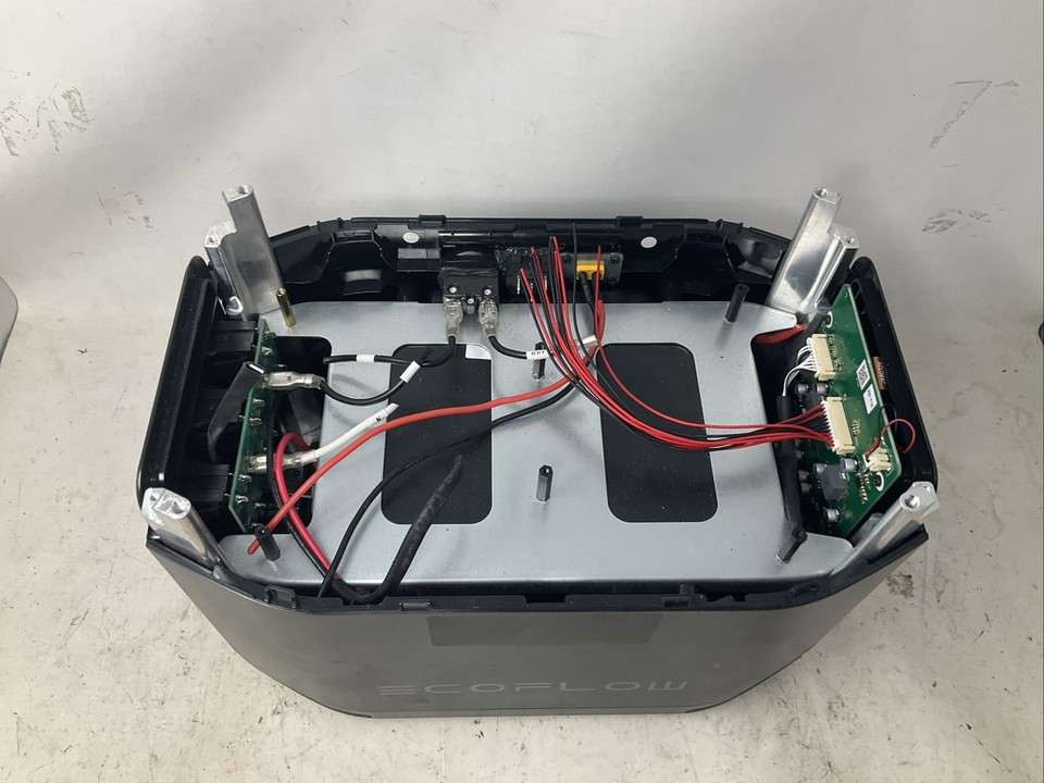 EcoFlow Delta EF3-Pro 1260Wh Top Removed Clipped Wires For Parts or ...