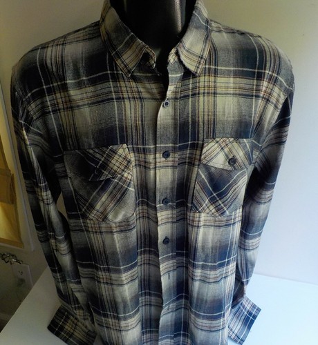 VALOR COLLECTIVE Long Sleeve Two Pockets Button Front Plaid Shirt Size ...