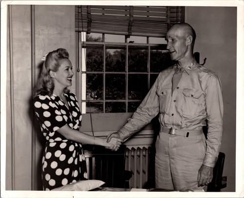 Vtg Photo Betty Grable US Army General Simpson 1940s WW2 Celebrity ...