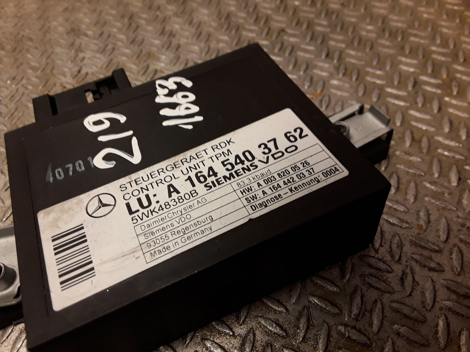 MERCEDES-BENZ CLS W219 Tire Pressure Control Module TPMS ECU 1645403762 ...