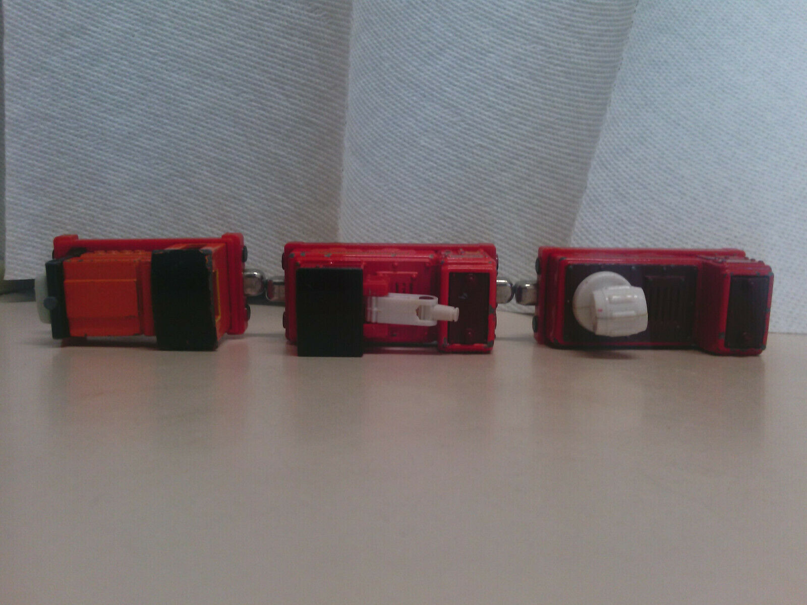 (BAD MAGNET) Thomas and Friends Take-Along Rusty and the Rescue Cars ...