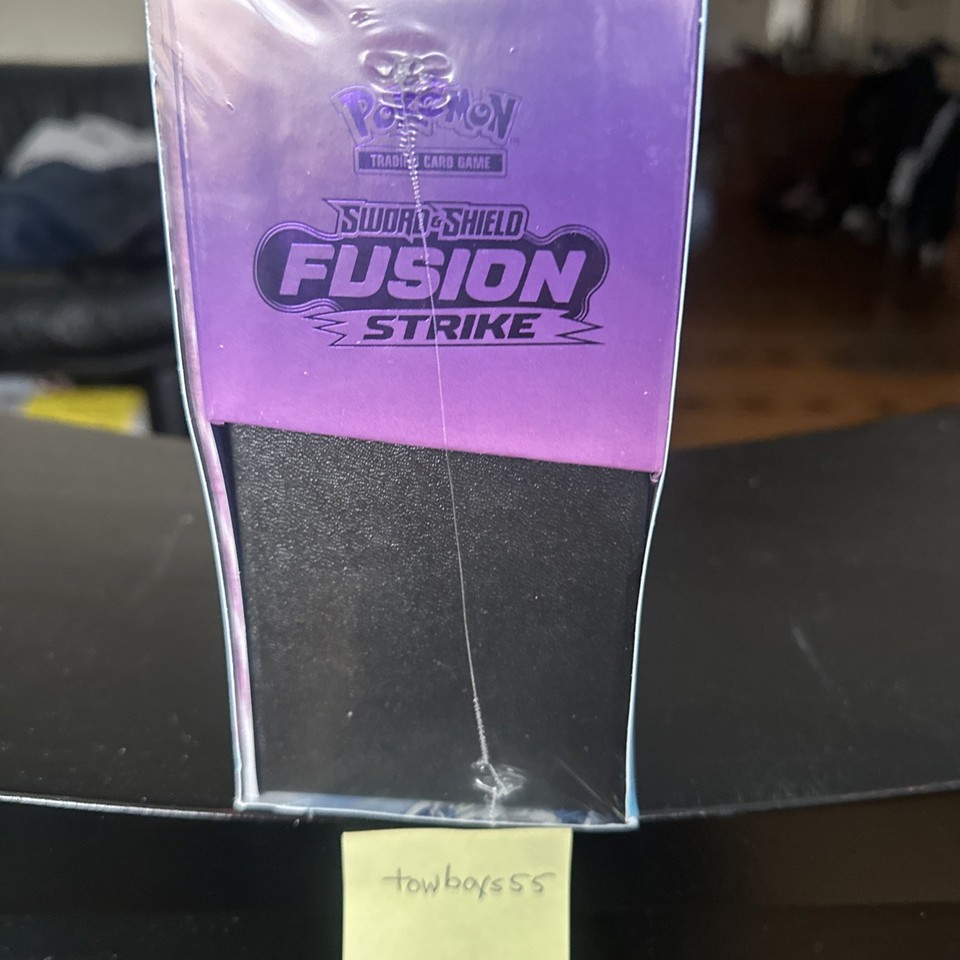 Pokemon Center Elite Trainer Box: SWSH Fusion Strike Factory Sealed ...
