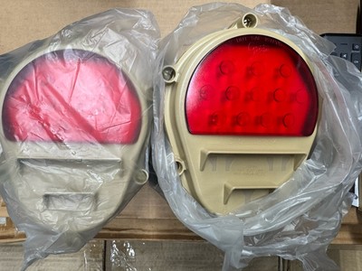 HMMWV HUMVEE Pair GROTE FACTORY NOS NEW TAIL LIGHTS | eBay