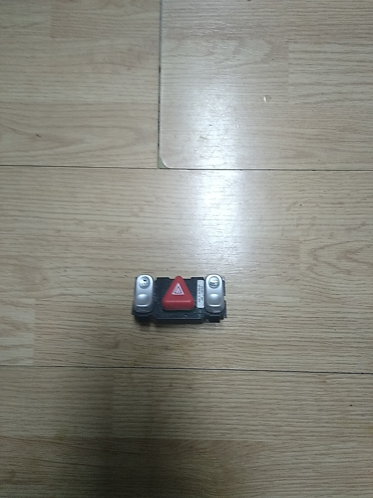 04-08 CHRYSLER CROSSFIRE HAZARD DOOR LOCKS SWITCH TRACTION CONTROL ESP ...