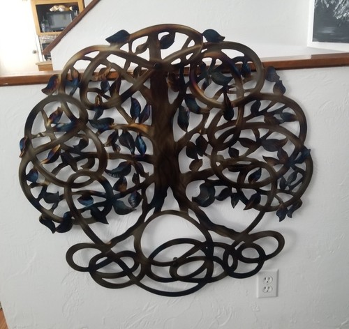wall art Indoor/Outdoor Metal Tree of Life Hanging Sign accent piece 34 ...