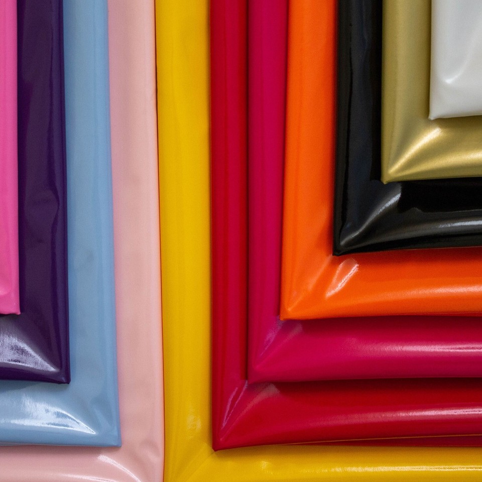 PVC Shiny Stretch Fabric - 1 Way Natural stretch - PU Coated - width ...