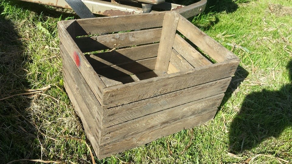 EUROPEAN VINTAGE WOODEN APPLE BOX / CRATE - SHELVES STORAGE BOOKCASE ...