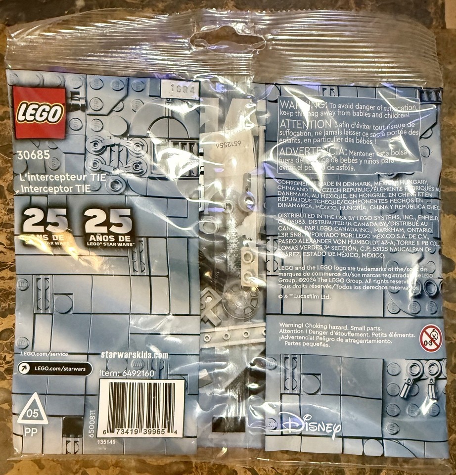 LEGO (30685) Star Wars TIE Interceptor Polybag - 25 yrs of LEGO ...
