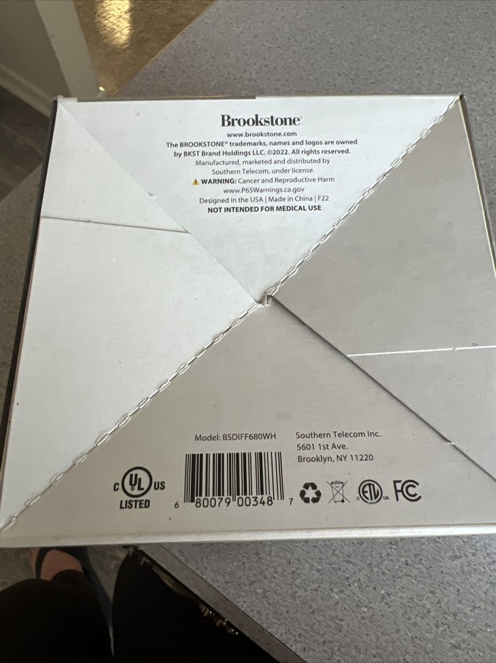 Brookstone Cool Mist Ultrasonic Aroma Diffuser with doft LED light | eBay