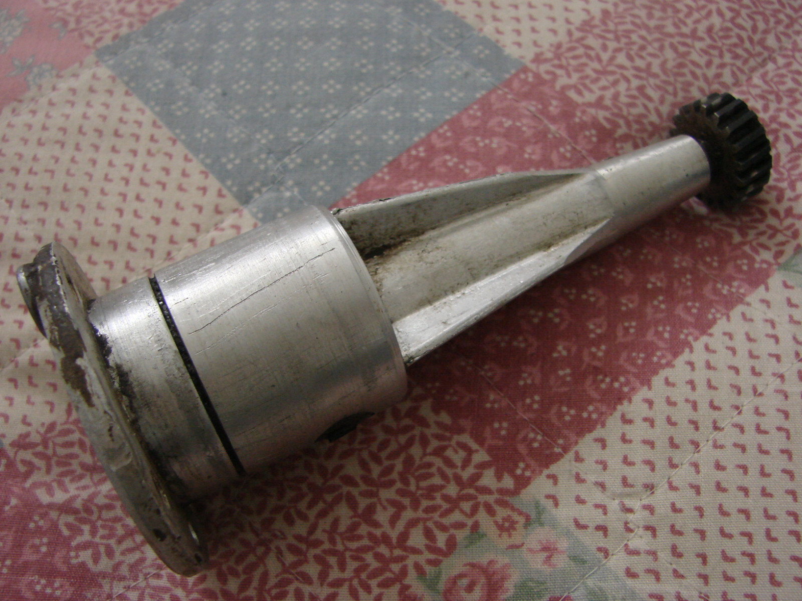 VINTAGE BENELLI MOTOBI WARDS RIVERSIDE OIL PUMP TOWER ASSEMBLY EGG ...