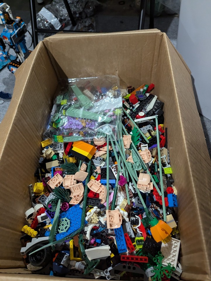 24.2lbs bulk lot Unsorted Lego Various Themes Star Wars With Minifigs! | eBay