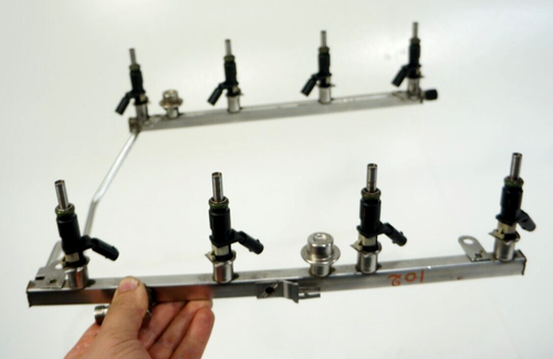 07-11 mercedes x164 gl450 s550 m273 v8 fuel injection rail w/ injectors ...
