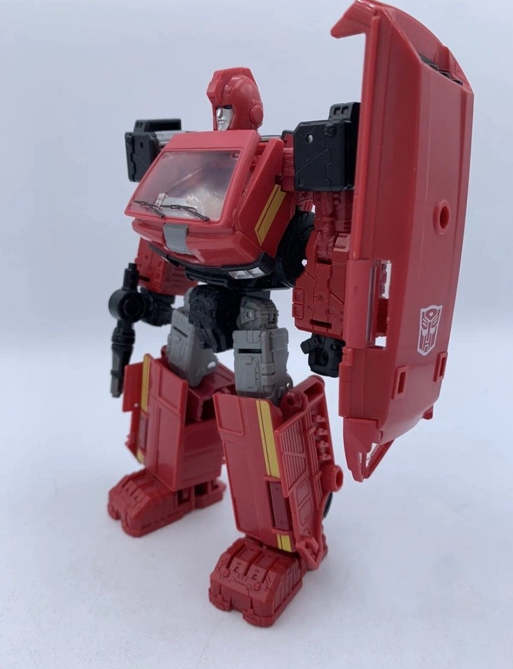 Transformers WFC War For Cybertron EARTHRISE IRONHIDE Amazon Exclusive ...