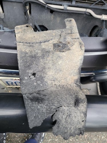 Fo1218119 Replacement Passenger Side Grille Air Deflector Al3z8310a for ...