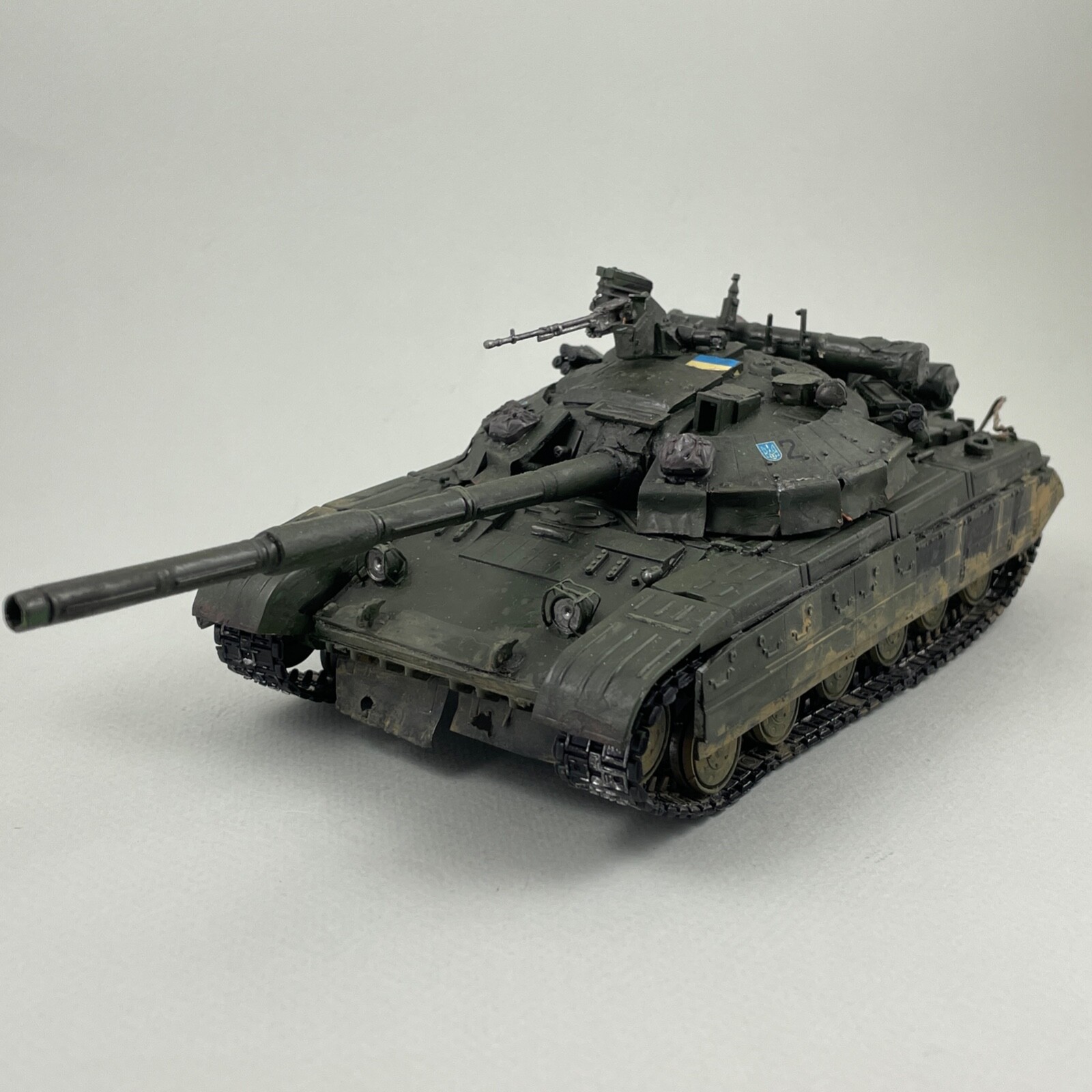 Built 1/35 Scale Tank T-64 BM Bulat Ukrainian Army SKIF, Hand painted ...